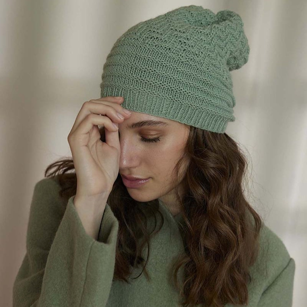 Bente Beanie Knitting Kit | Lang Yarns Cashmere Premium & Knitting Pat ...