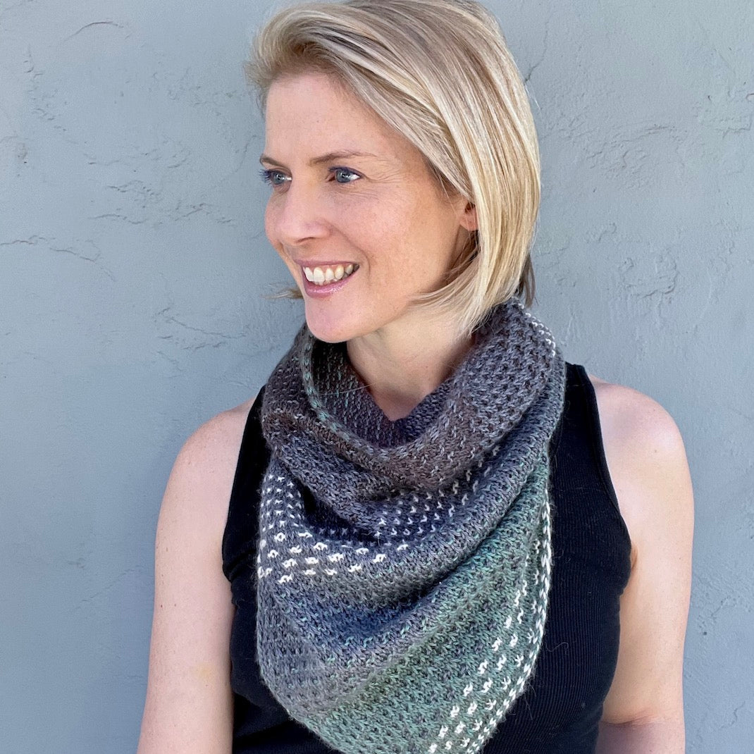 The Shift Cowl Knitting Kit | Road to China Light – ATELIER YARNS